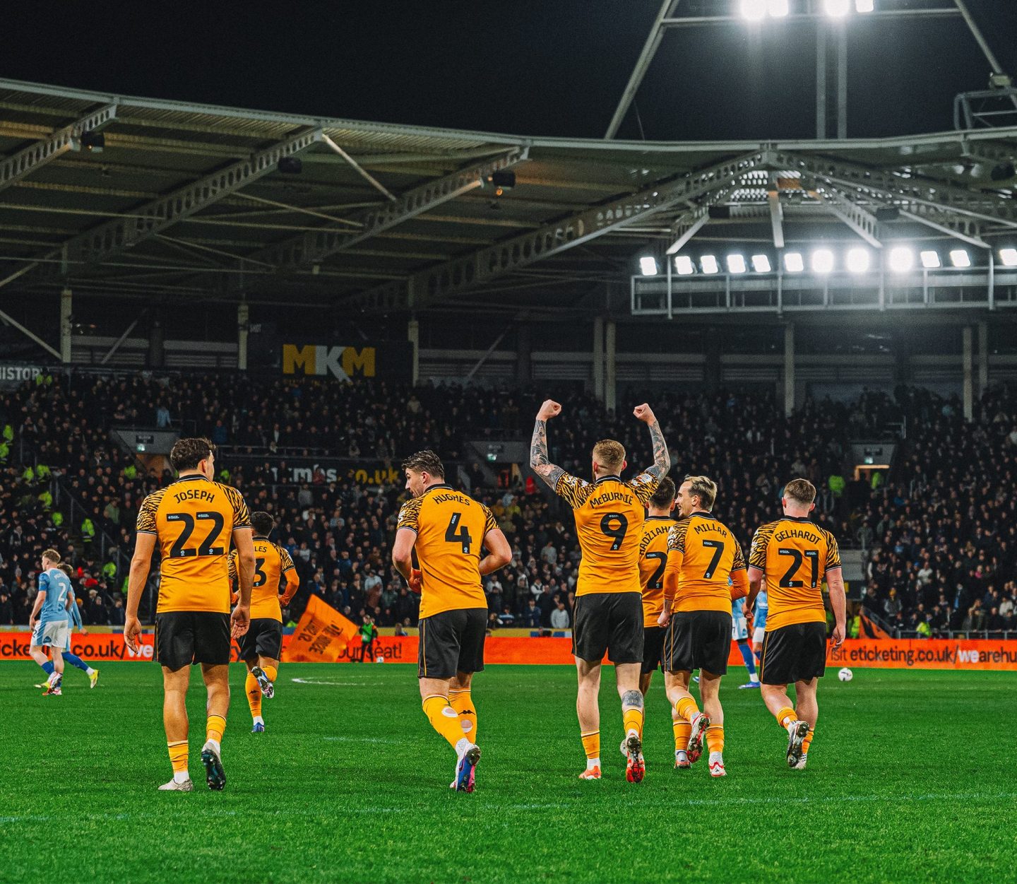 Championship Round-Up: Week 30 – The Sports Buff ⚽️ ⚾️ 🏈